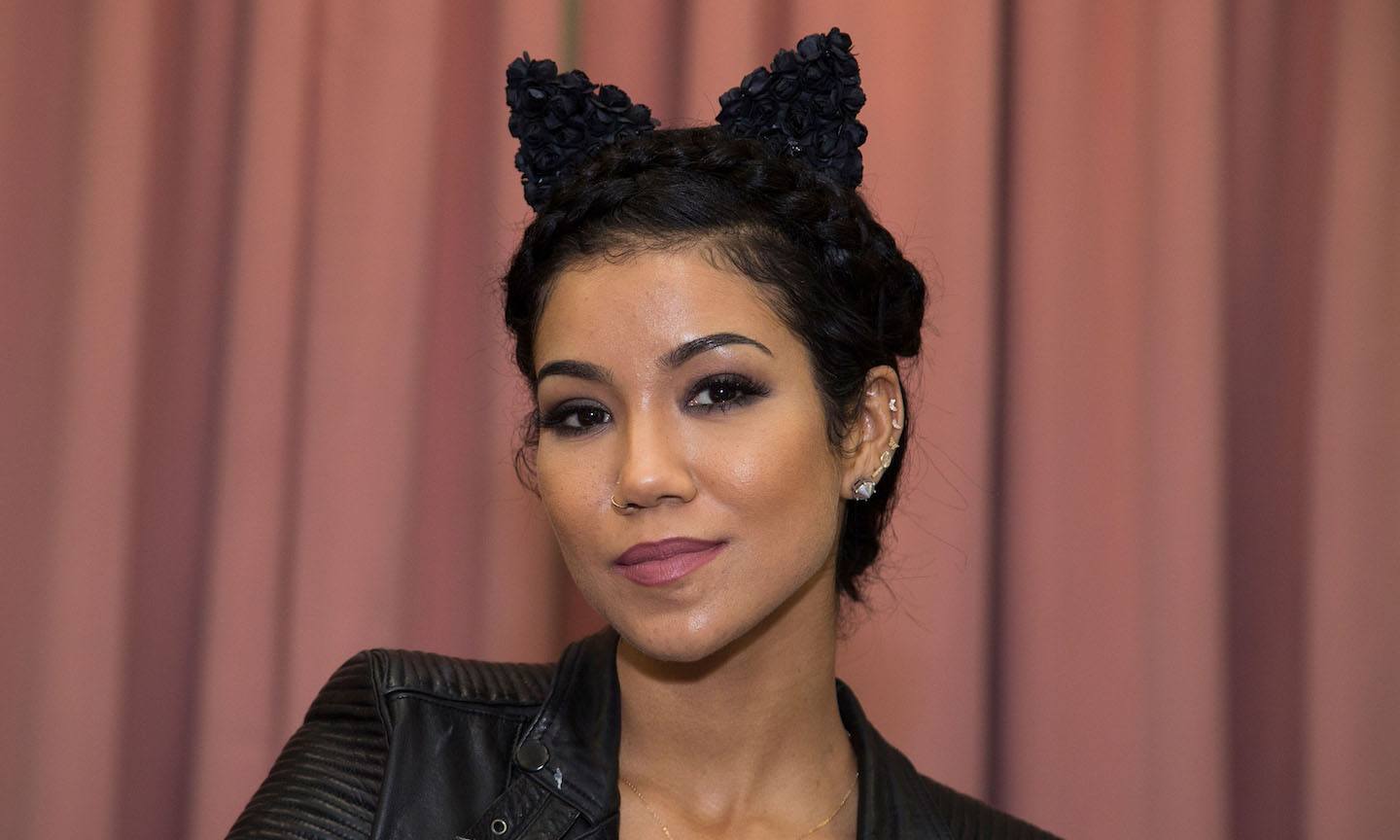 Jhené Aiko Offers Fans A Christmas Gift With ‘Wrap Me Up’