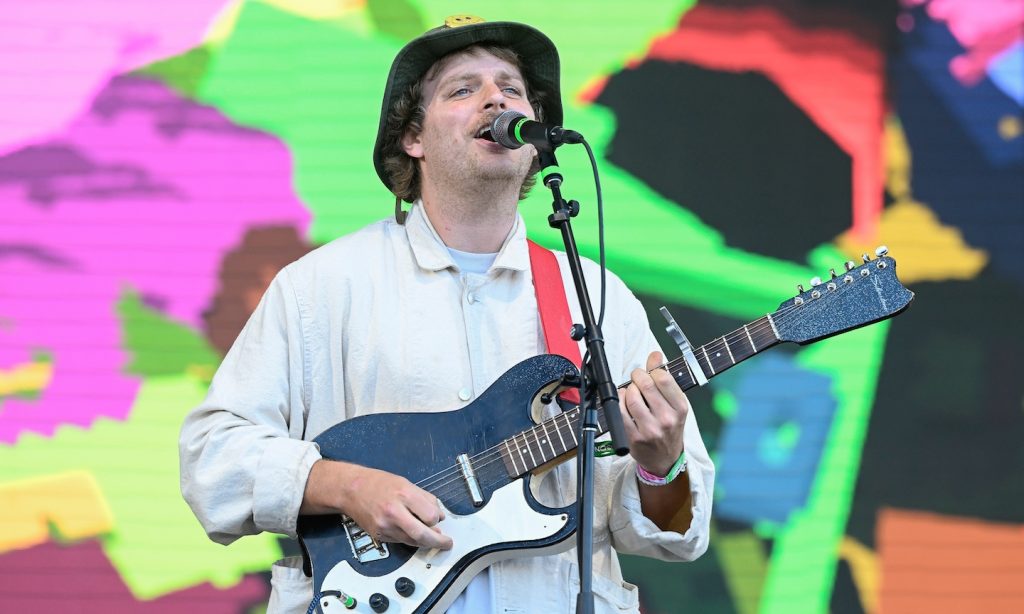 Mac DeMarco Gives Rare Interview To Emma Chamberlain