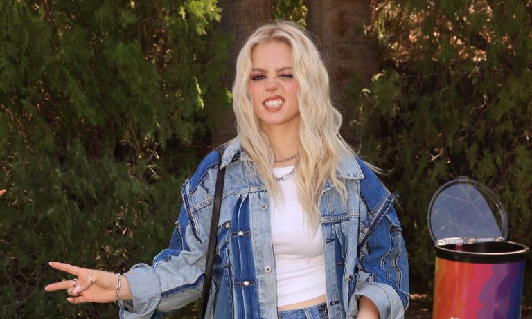 Reneé Rapp Shares Music Video For ‘Snow Angel’