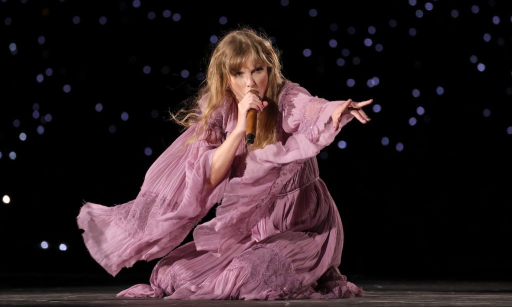 Taylor Swift And Taylor Lautner Star In ‘I Can See You (Taylor’s Version)’