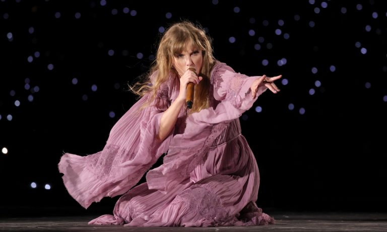 Taylor Swift And Taylor Lautner Star In ‘I Can See You (Taylor’s Version)’