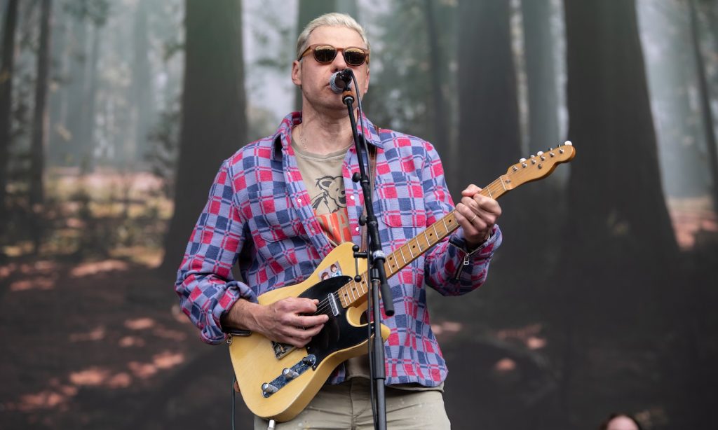 Bahamas Shares Music Video For New Single ‘I’m Still’