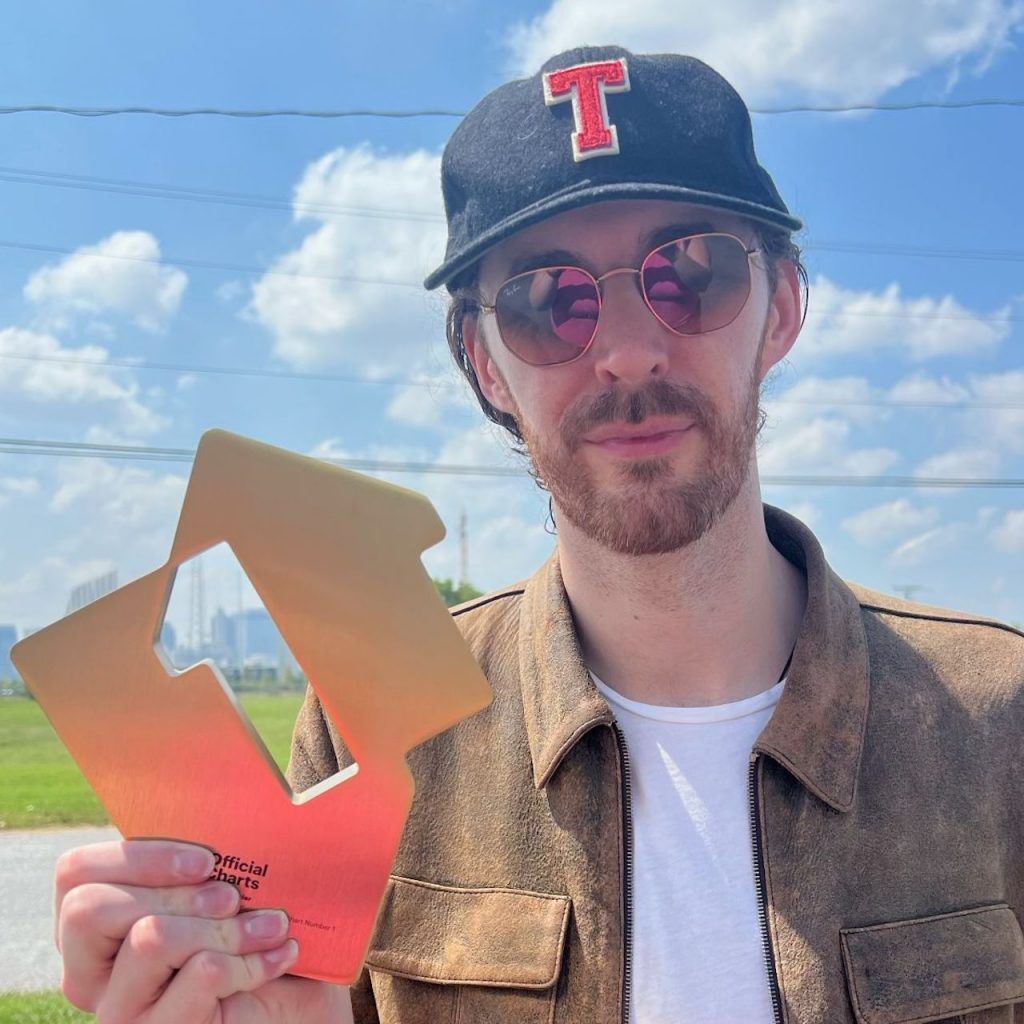 Hozier Lands First UK No.1 Album As ‘Unreal Unearth’ Debuts At Summit