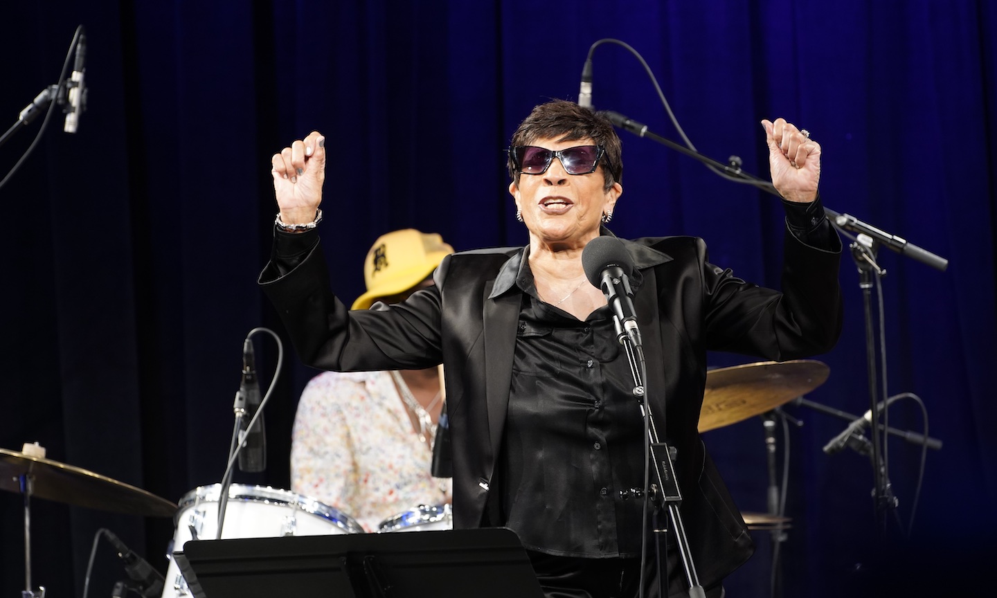 Bettye LaVette, Nickel Creek Among AMA Lifetime Honorees