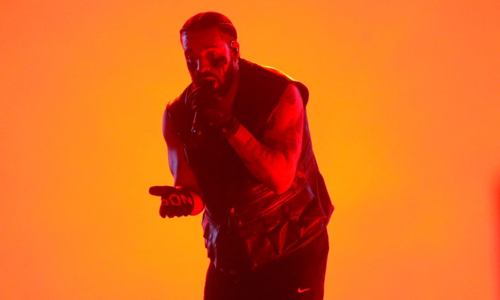 Drake Teases New Collaboration With SZA