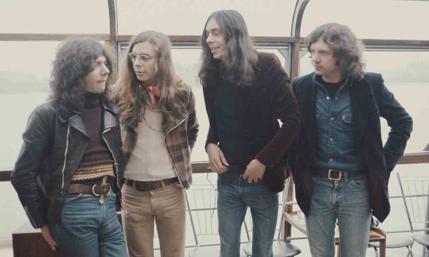 Prog Trailblazers Camel Celebrated With 32-Disc ‘Air Born’ Box