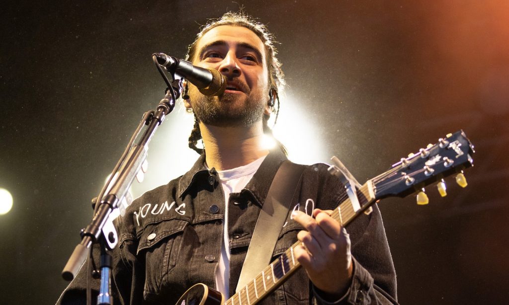 Noah Kahan Recruits Hozier For New Version Of ‘Northern Attitude’