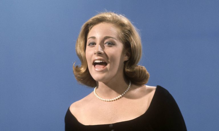‘You Don’t Own Me’: The Story Of Lesley Gore’s Empowering Hit
