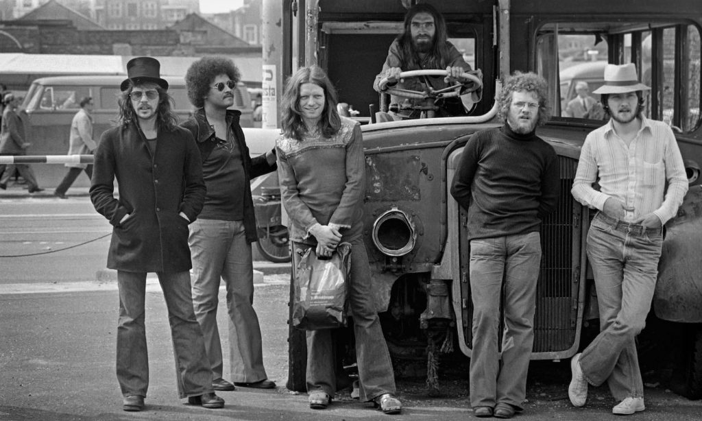 ‘MMMBop’: The Story Behind Hanson’s Debut Single