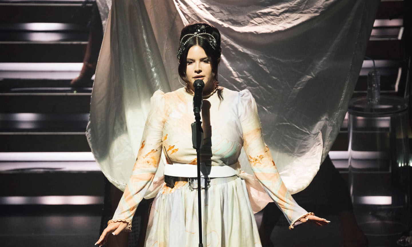 Lana Del Rey Announces First Ever U.S. Stadium Headline Show ... Lana Del Rey Announces First Ever U.S. Stadium Headline Show ...