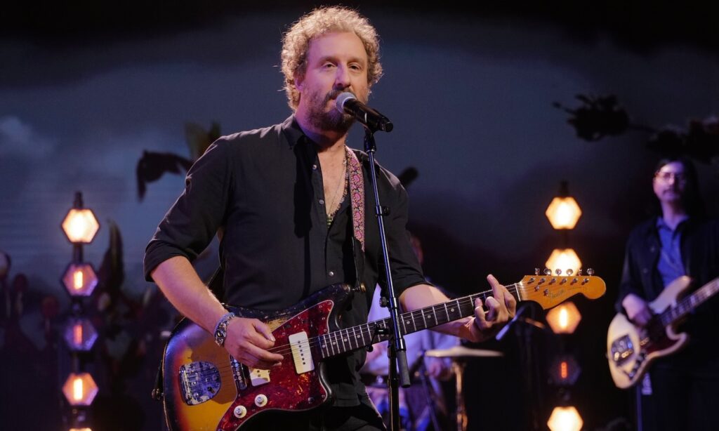 ‘Lithium’: The Story Behind The Raging Nirvana Classic